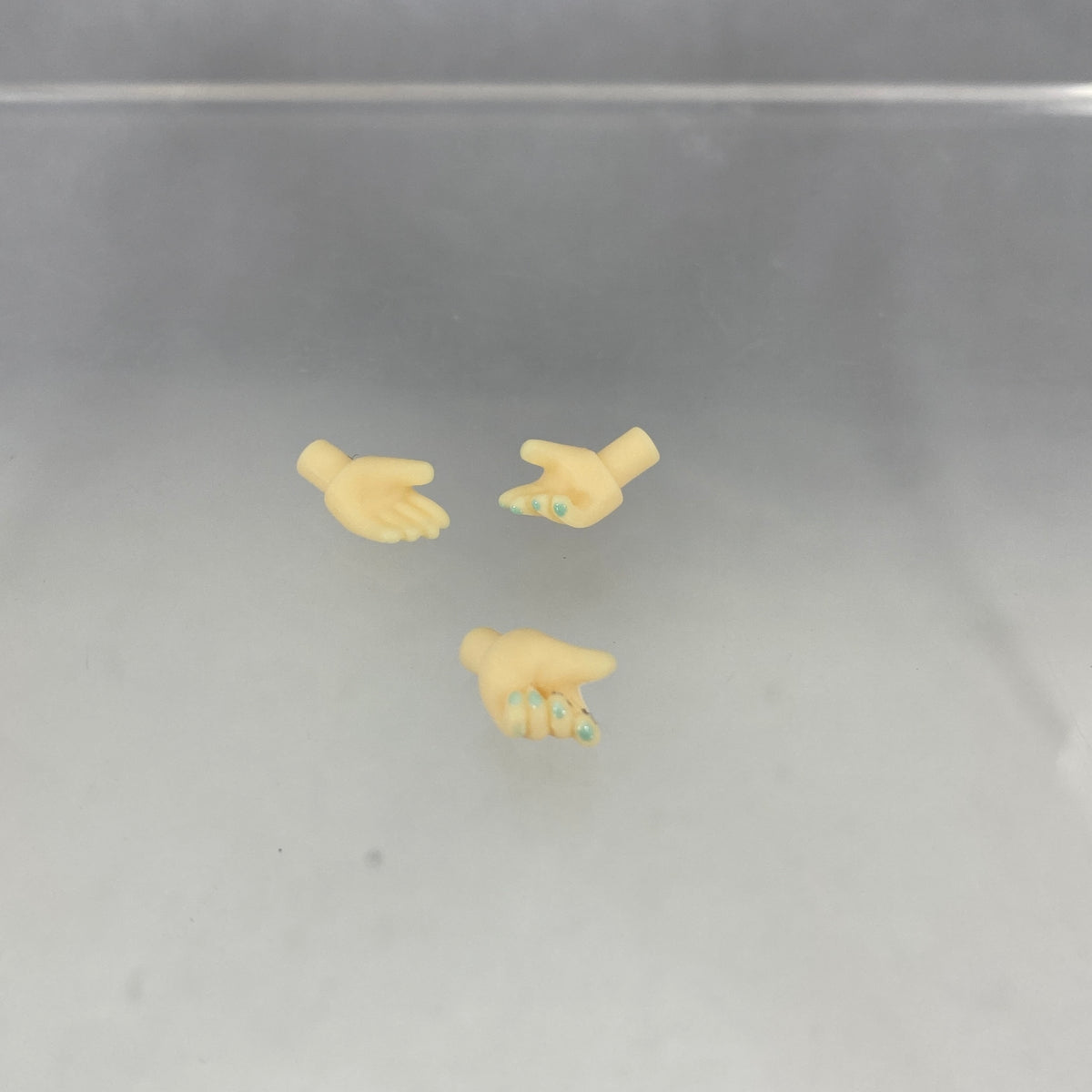 1815 *-Jolyne's Hands (with nail polish)| Chibi Chop Shop