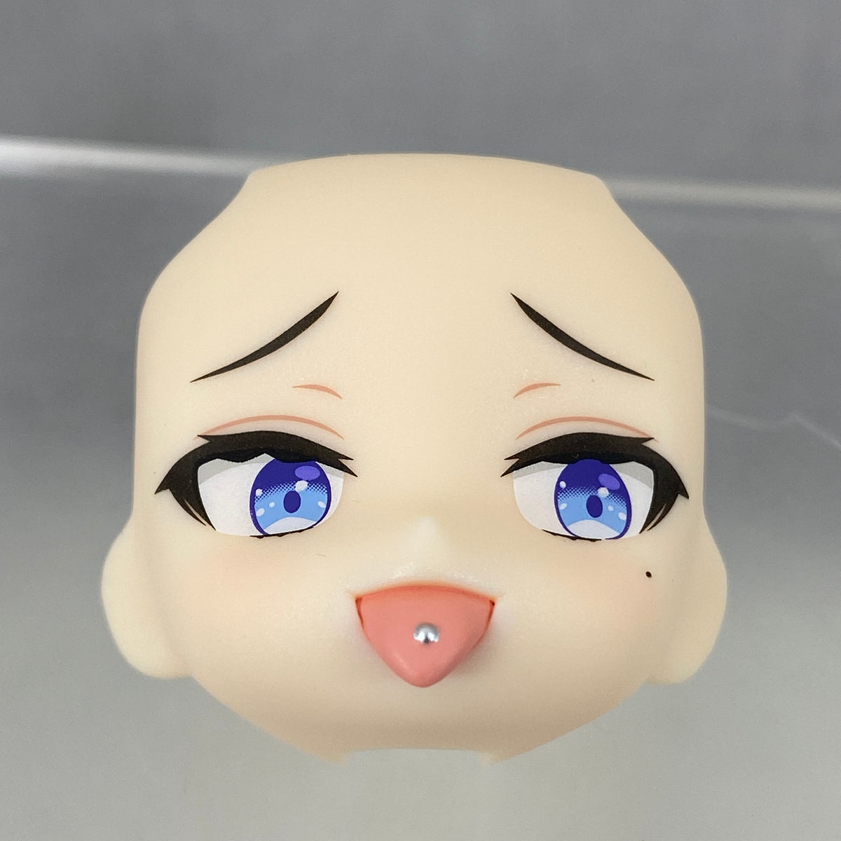 2252-3 -kson's Tongue Out Face| Chibi Chop Shop