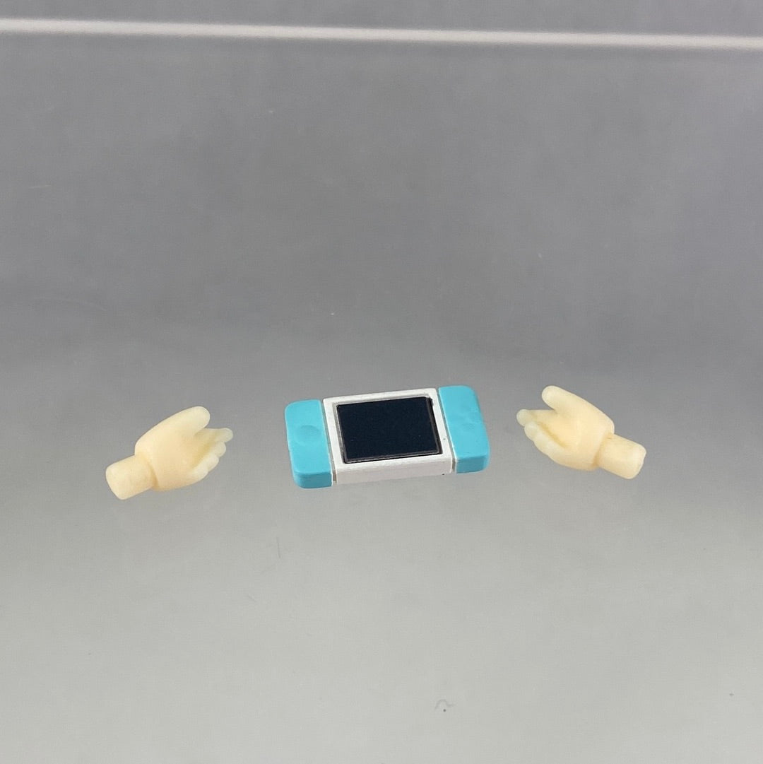 1703 -Soraru's Handheld Game Console| Chibi Chop Shop