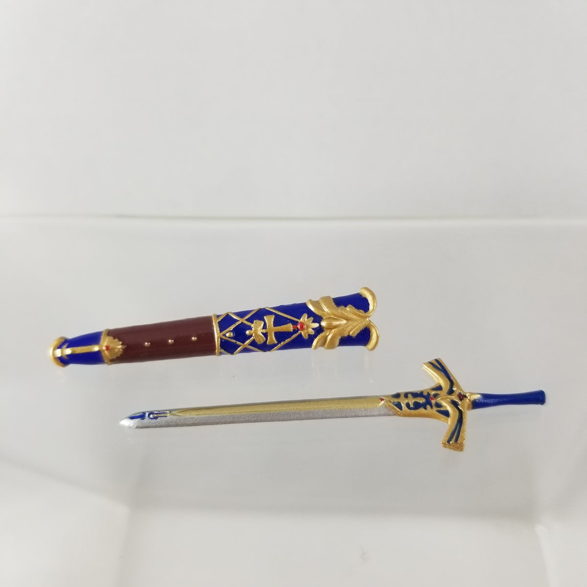 121-Saber: Super Moveable Sword, Caliburn| Chibi Chop Shop