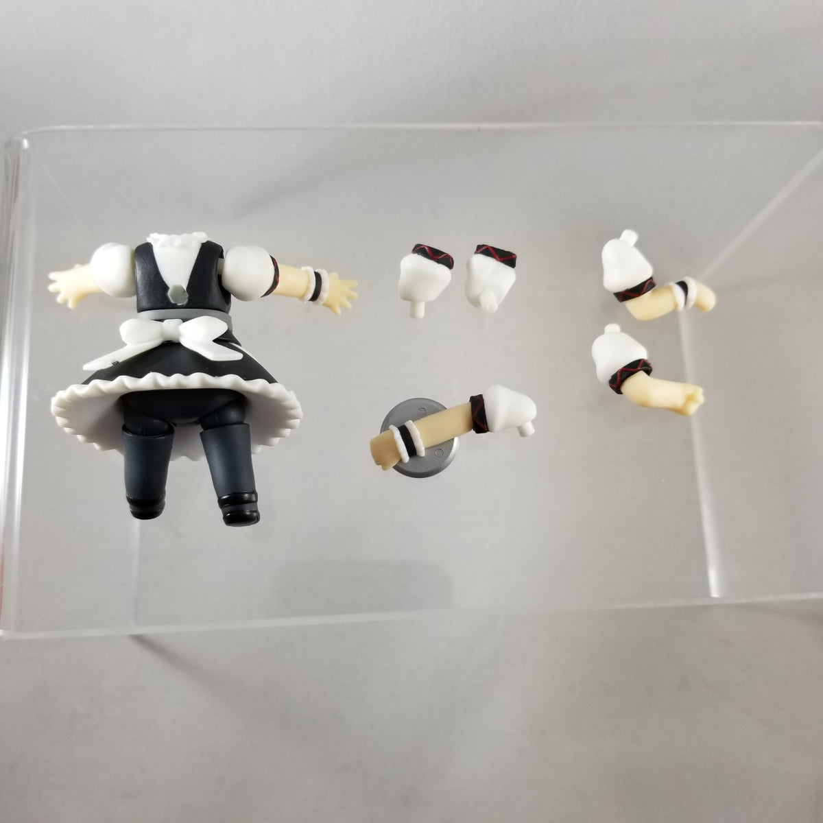 343 -Faris' Waitress Uniform & Cat Arms| Chibi Chop Shop