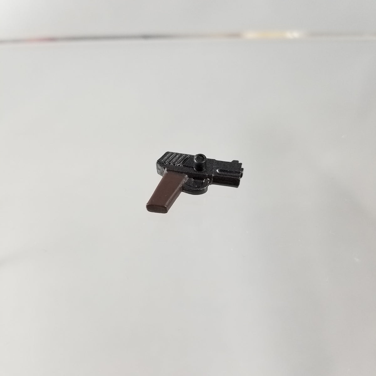 890 -Kino's Pistol with Peg| Chibi Chop Shop