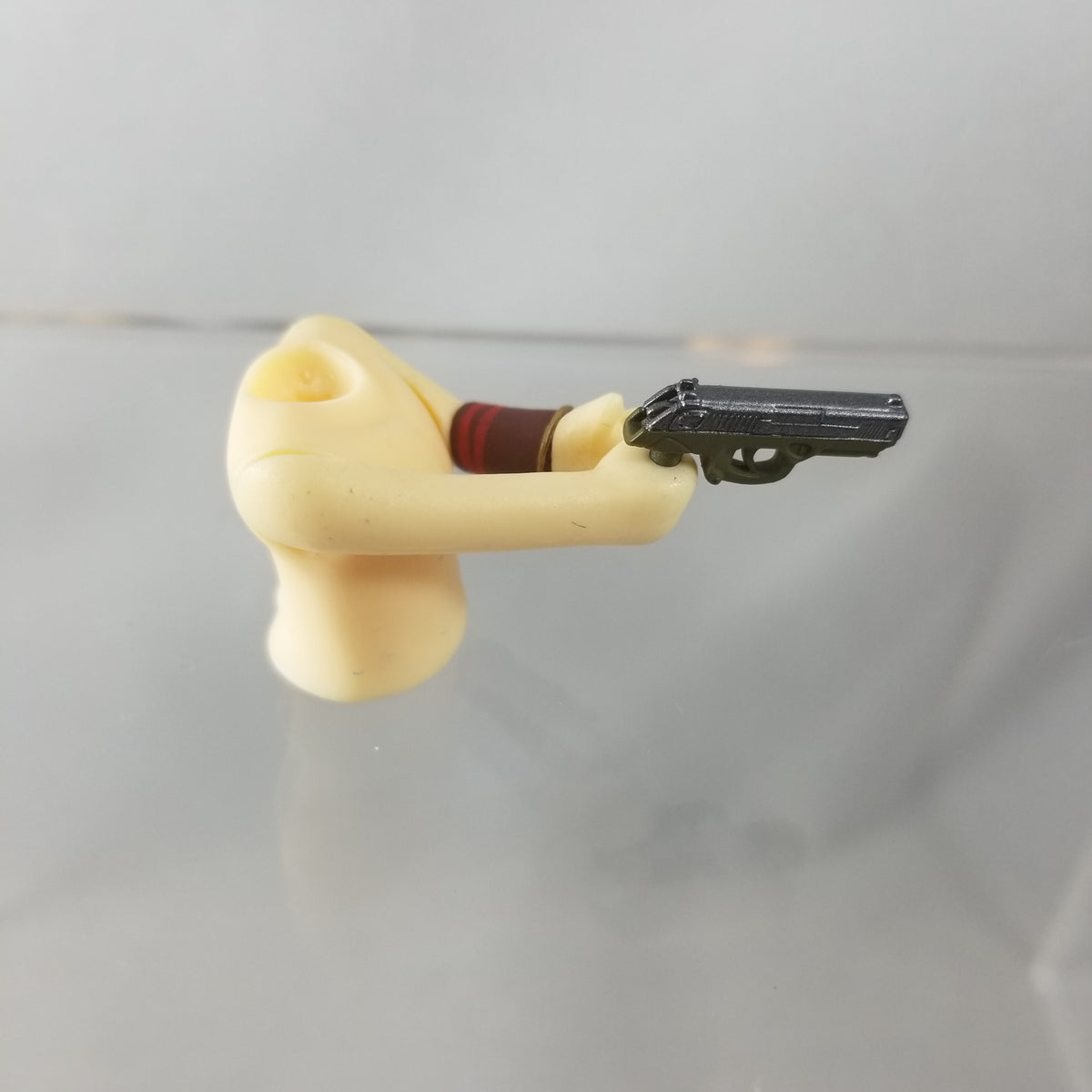 87 -Canaan's Pistol with Pistol Aiming Arms| Chibi Chop Shop