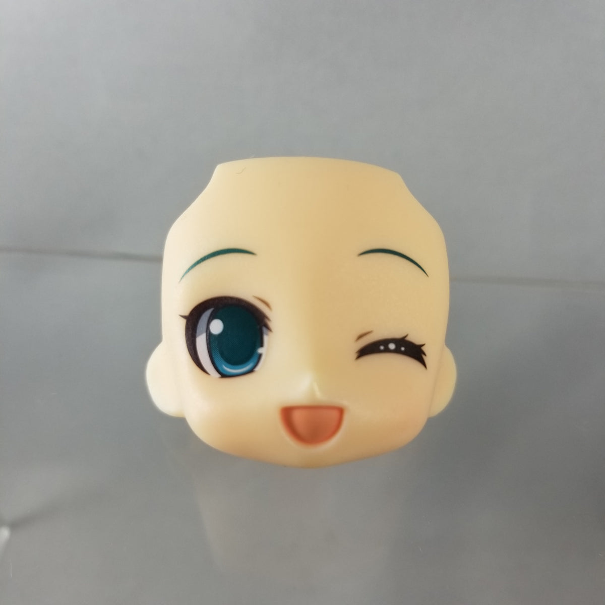 333-2 -Miku: Natsutsubaki Vers. Winking Face| Chibi Chop Shop