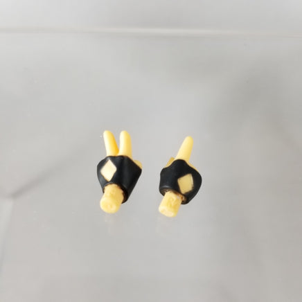 1003 -Racing Miku 2013 Sepang Vers. Gloved, Suntanned Peace Sign & Poi ...