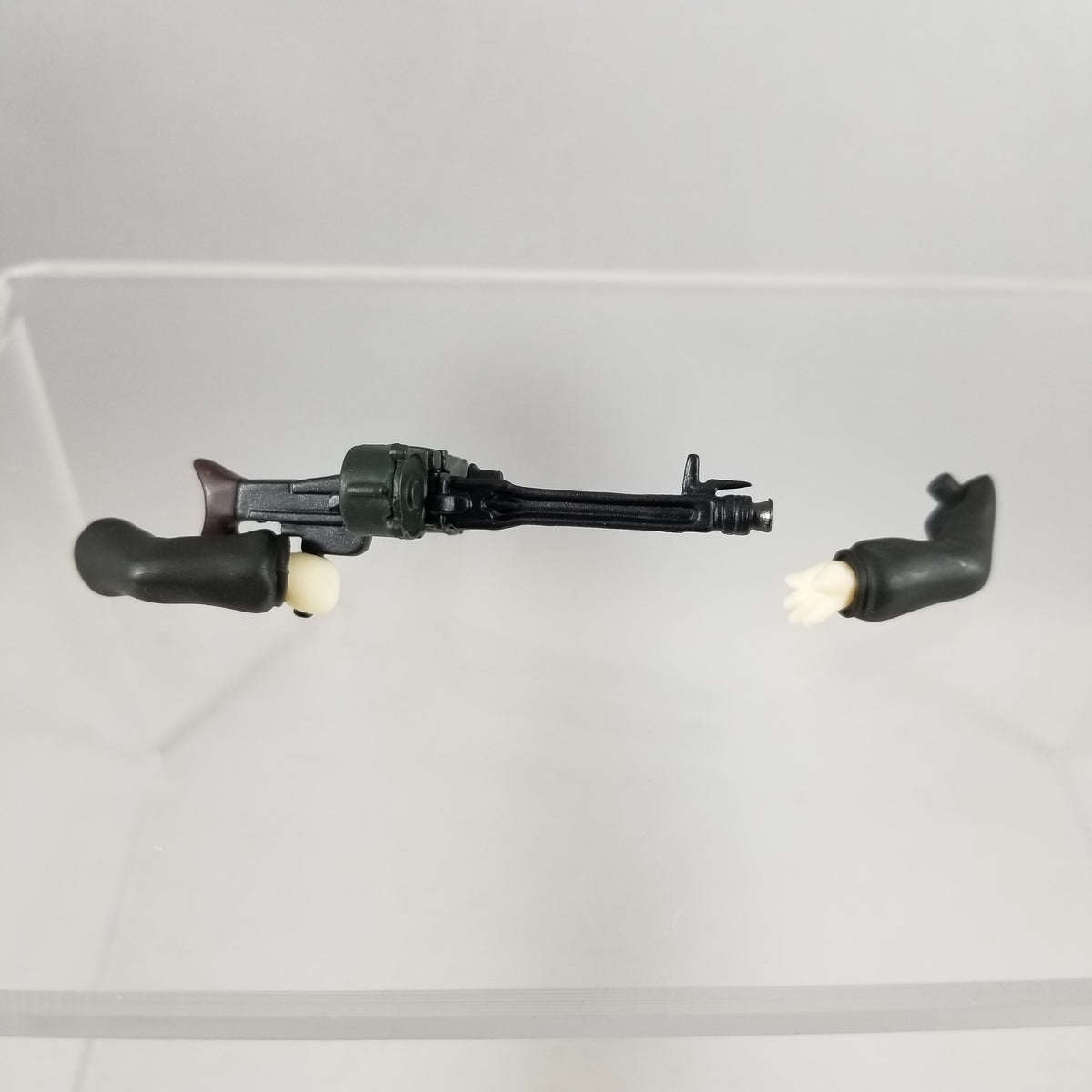 269 -Erica's MK42 Machine Gun with Arms (Option 2)| Chibi Chop Shop