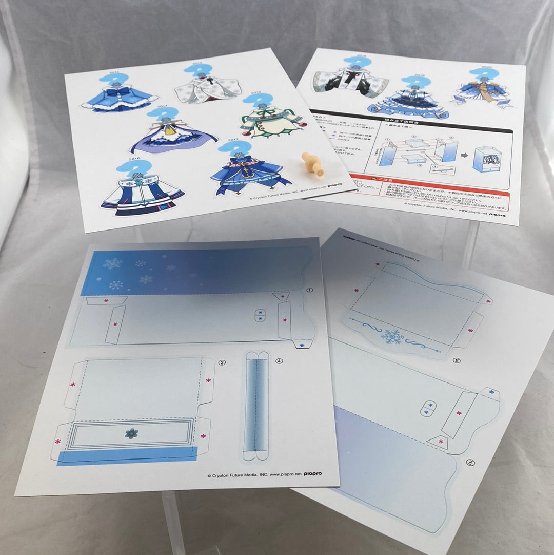 1319 -Snow Miku 2.0 Papercraft Closet with Snow Miku Outfits| Chibi ...